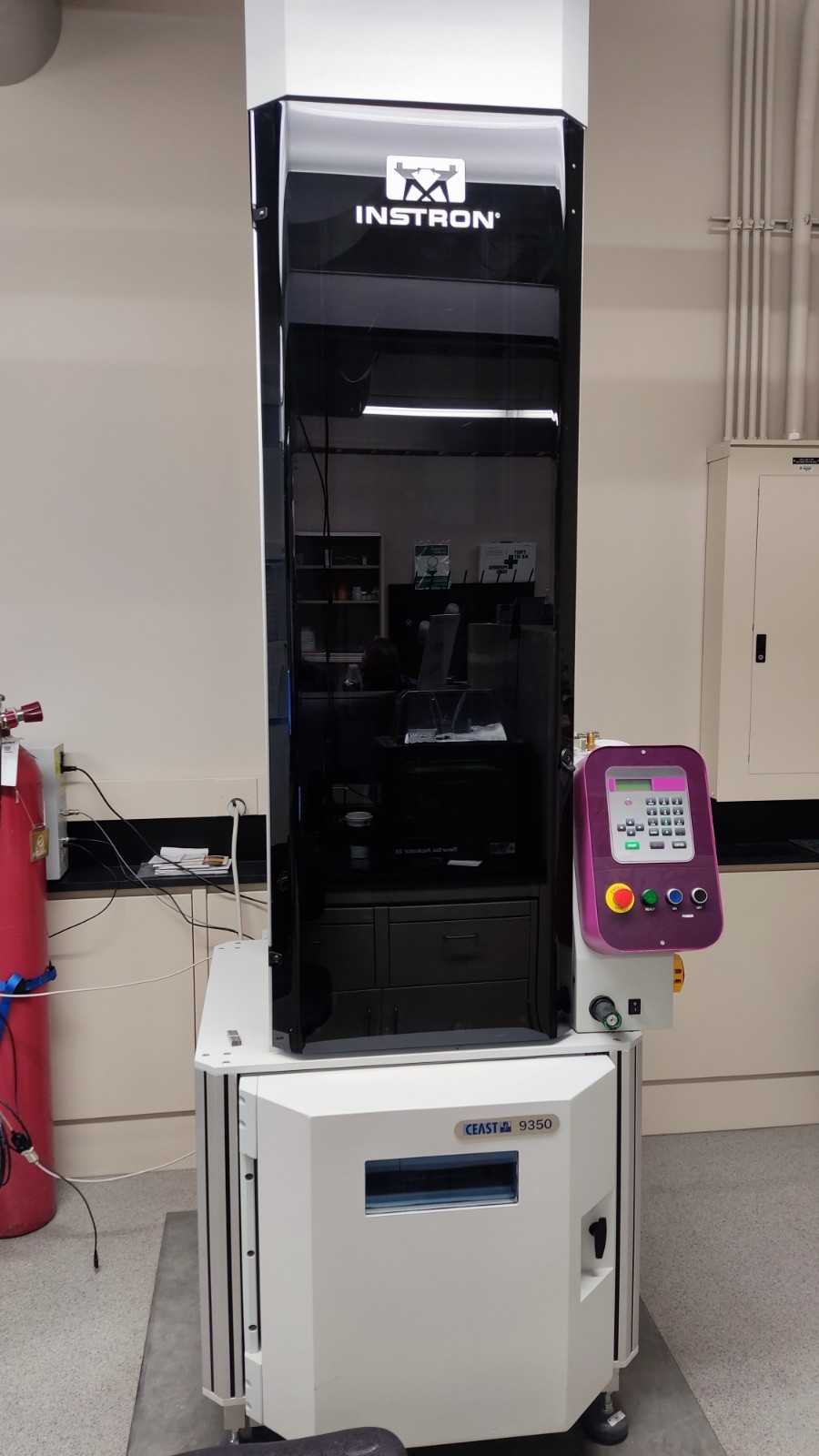 Instron Instrumented Impact Tester CEAST 9350 – CCWJ